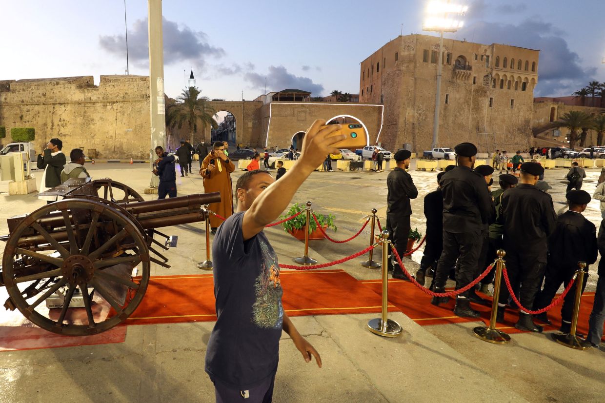 Libya revives cannon salute tradition to break Ramadan fast | The Star