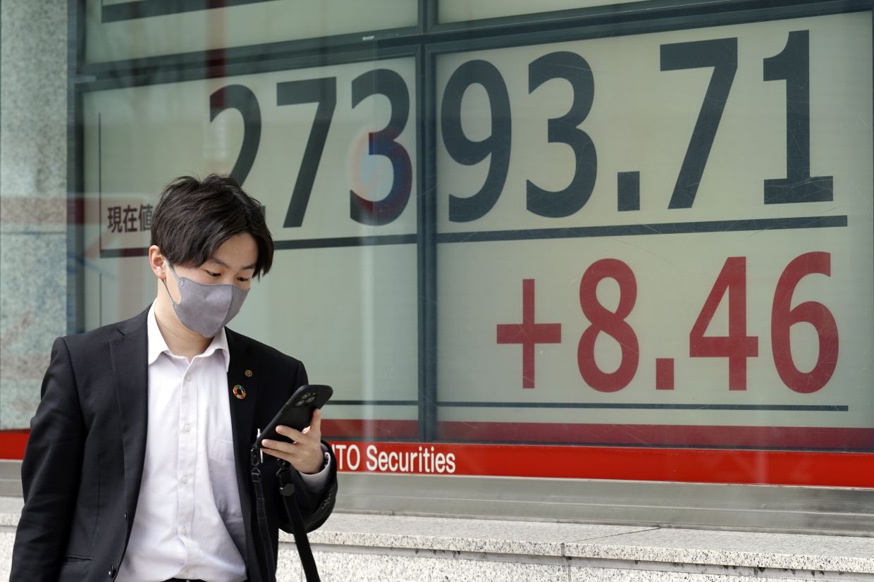 Hong Kong leads Asian markets higher on Alibaba boost | The Star