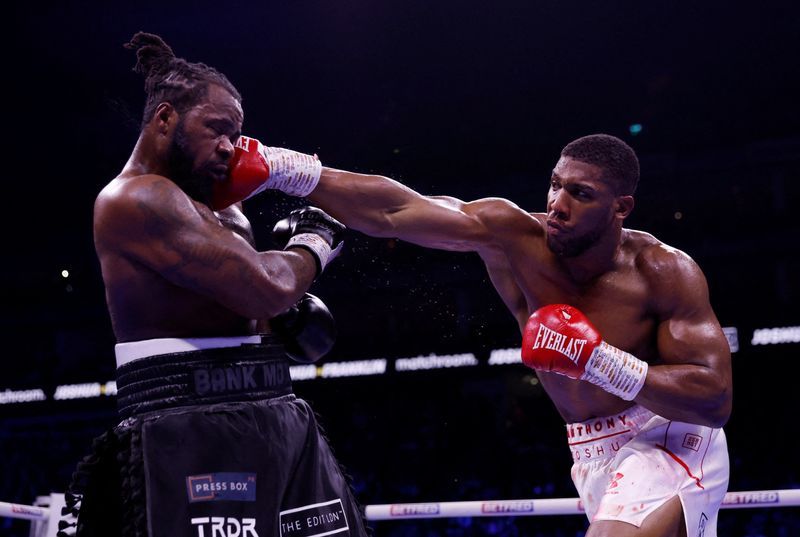 Boxing: Boxing-Joshua beats Franklin to draw a line under two Usyk ...