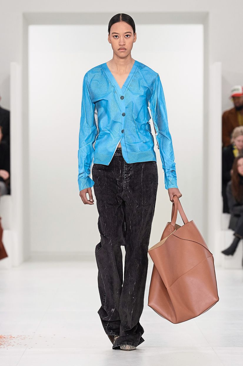 It's a big bag world: Supersized bags are a real big deal now | The Star