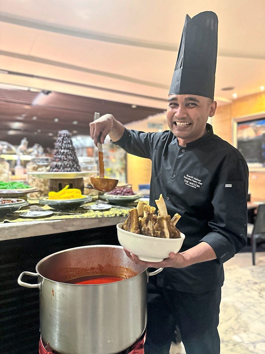 Hotel chefs showcase their hometown specialitiesHotel chefs showcase ...