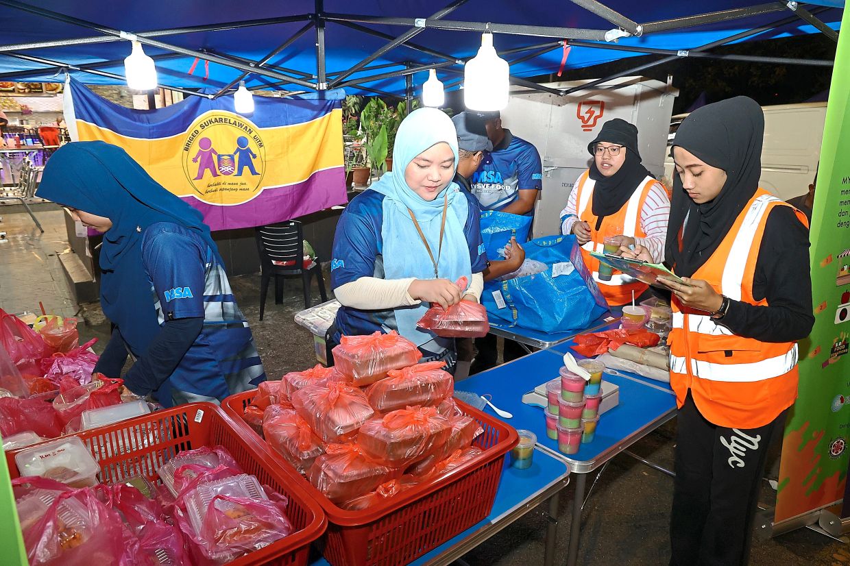 Tackling food wastage and feeding needy folk | The Star