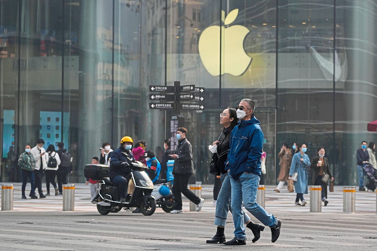 Apple, Disney at heart of selective decoupling | KLSE Screener