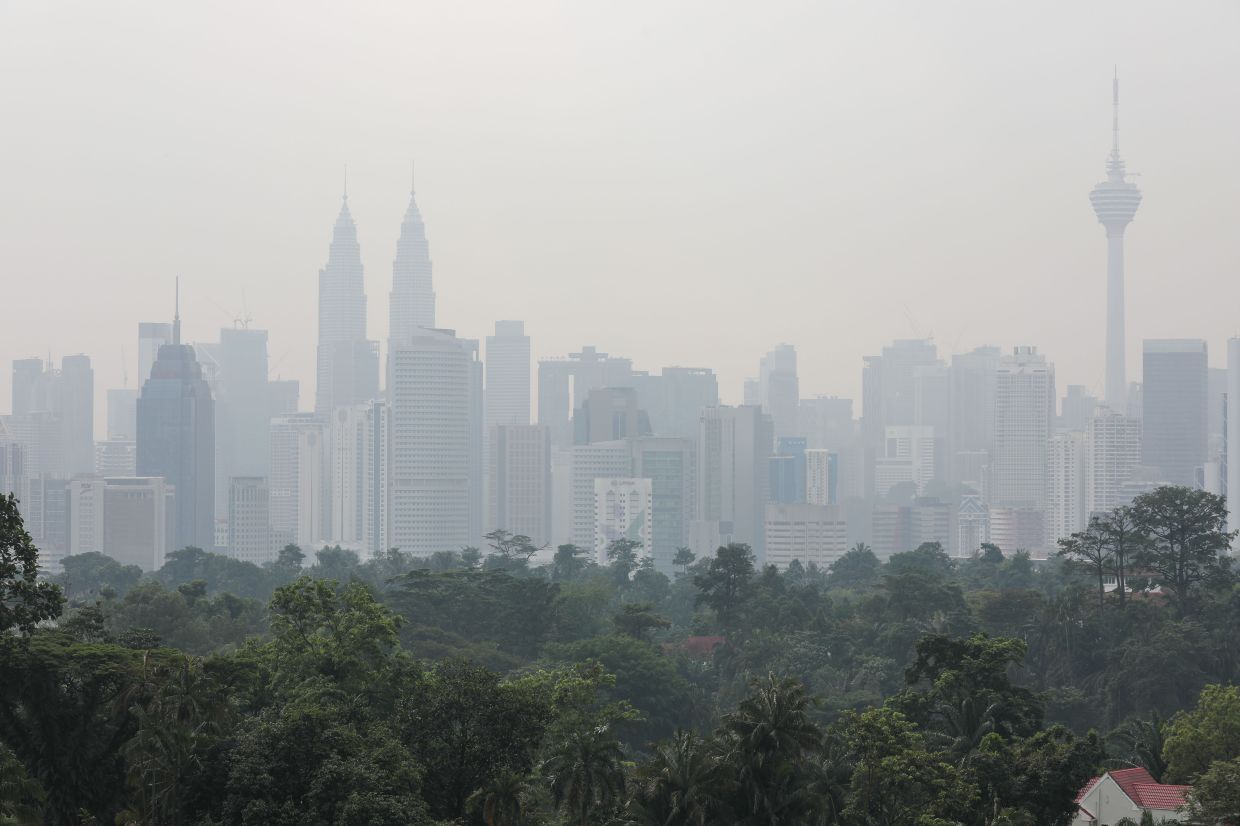 Haze Caused By Hot Weather Peat Fires Says Nik Nazmi The Star Haze Caused By Hot Weather Peat Fires Says Nik Nazmi The Star