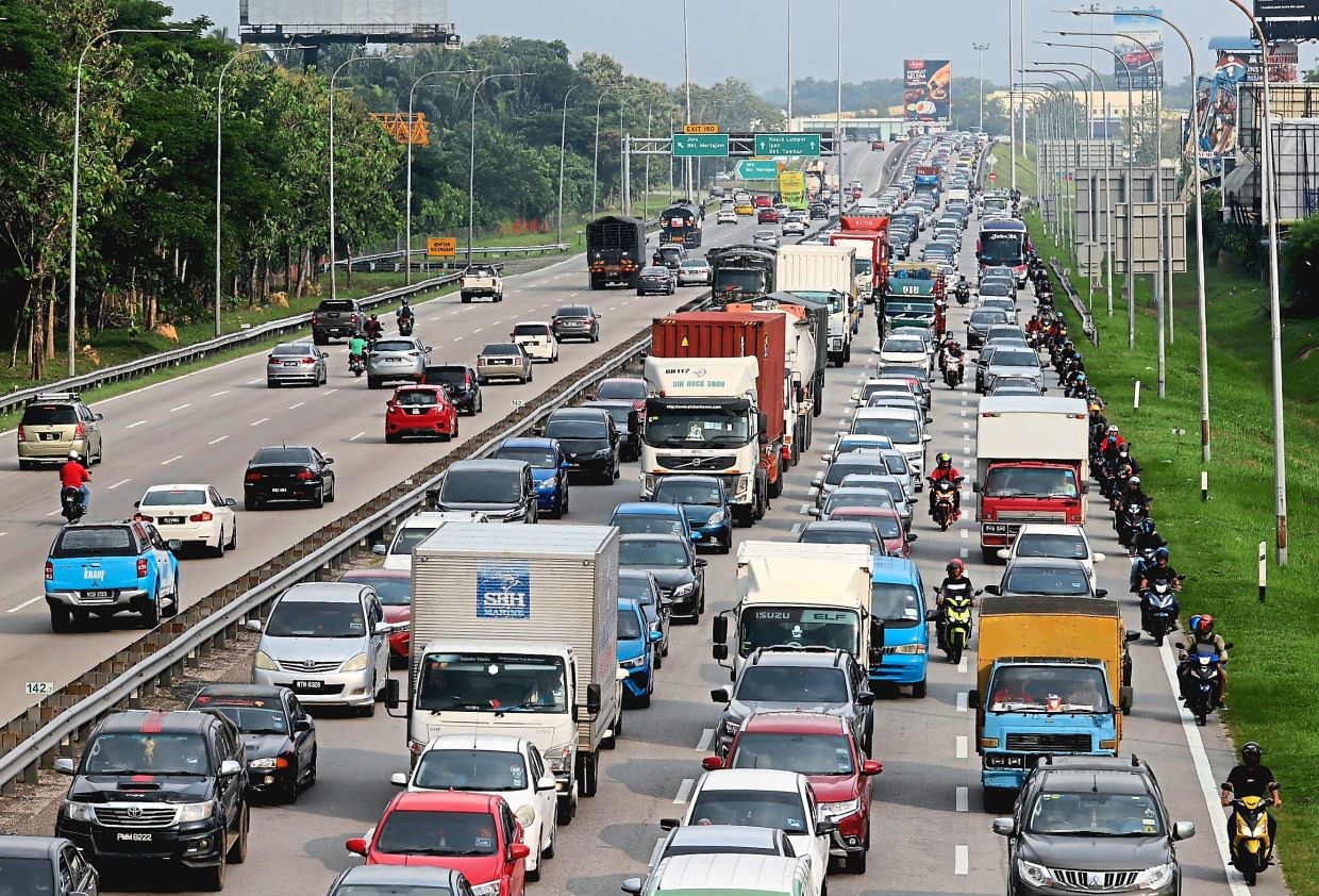 Penang cops on standby for traffic surge | The Star