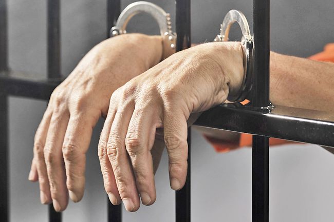 Eight months’ jail, whipping, for overstaying 14 years | The Star