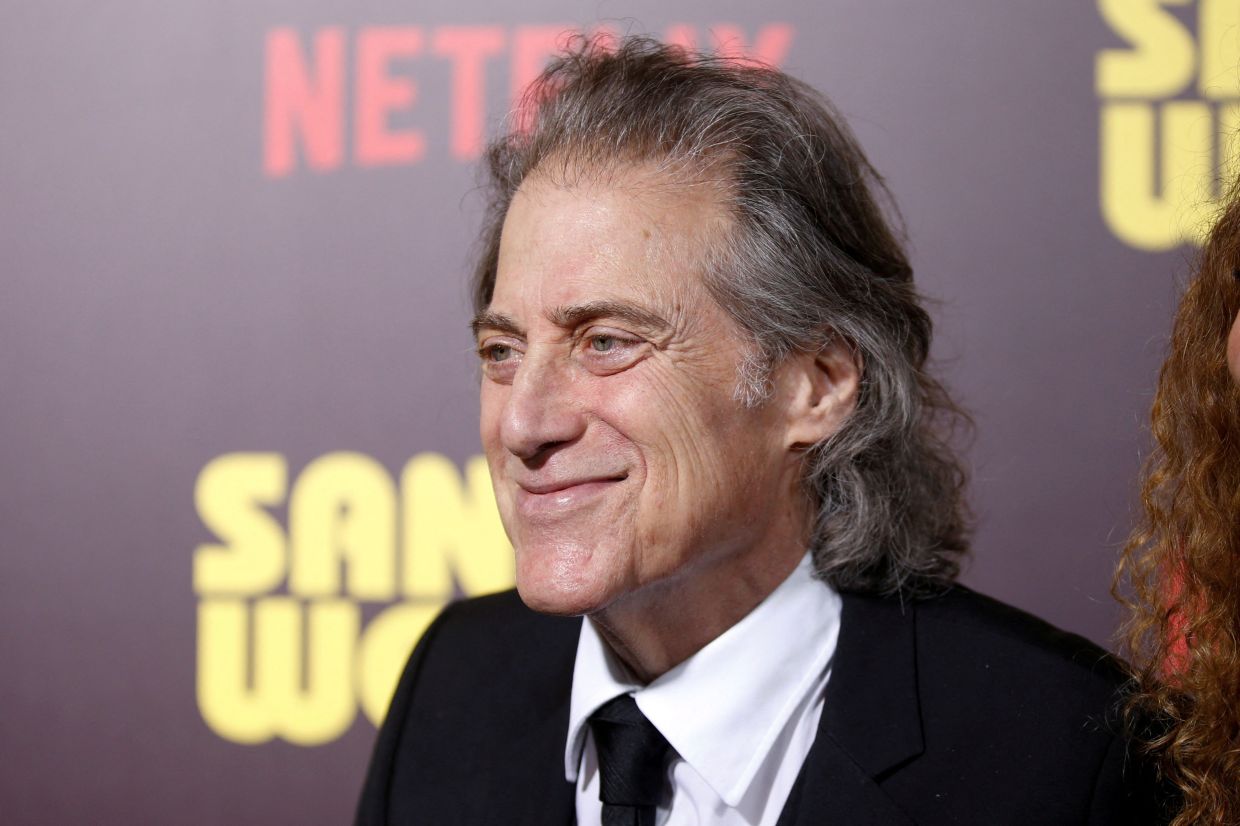 Comedian Richard Lewis reveals he has Parkinson’s disease | The Star