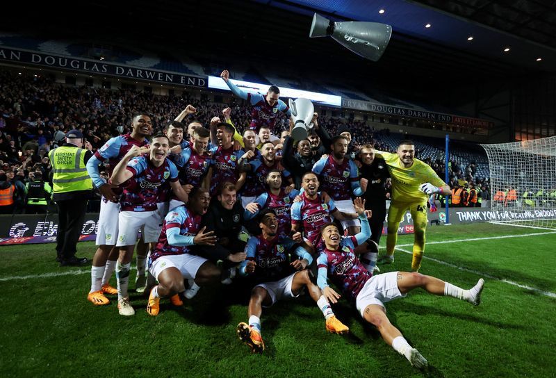 Football: Soccer-Burnley seal Championship title | The Star