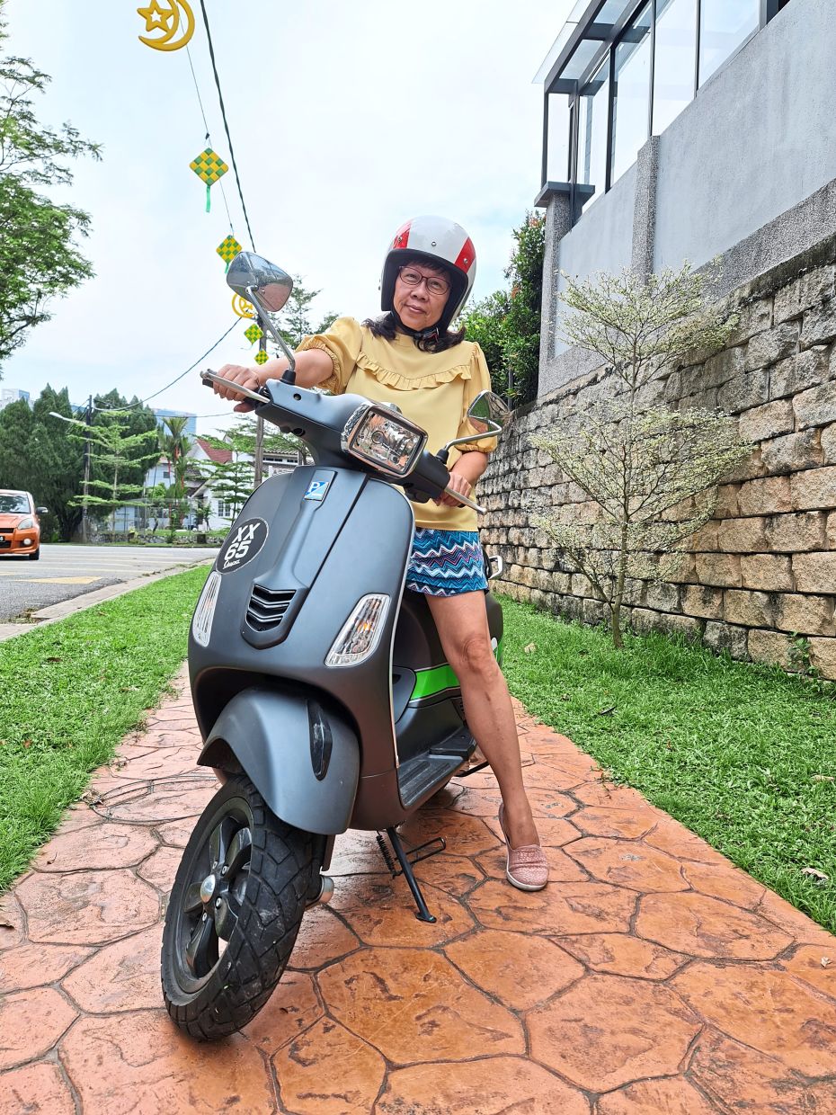 This senior is jumping into her 60s with both feet | The Star