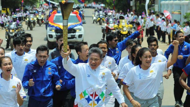 Hun Sen urges best behaviour at SEA Games starting next week | The Star