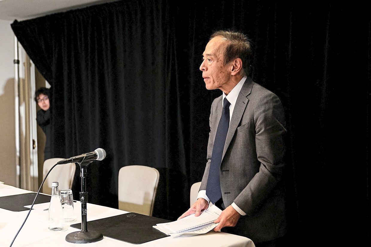 BOJ's new boss keeps ultra-low rates, embarks on policy review | KLSE ...