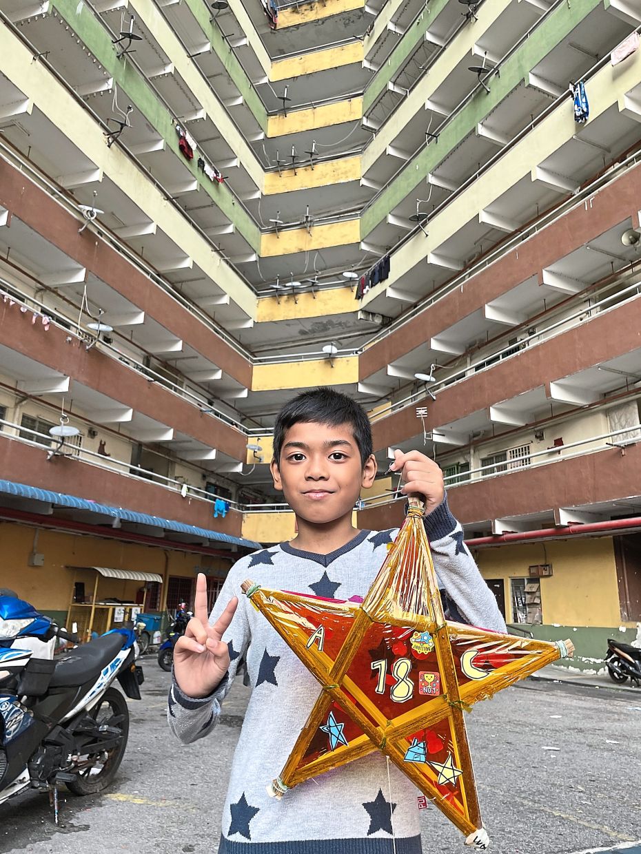 Over 40 kids learn craft, significance of light at PPR | The Star