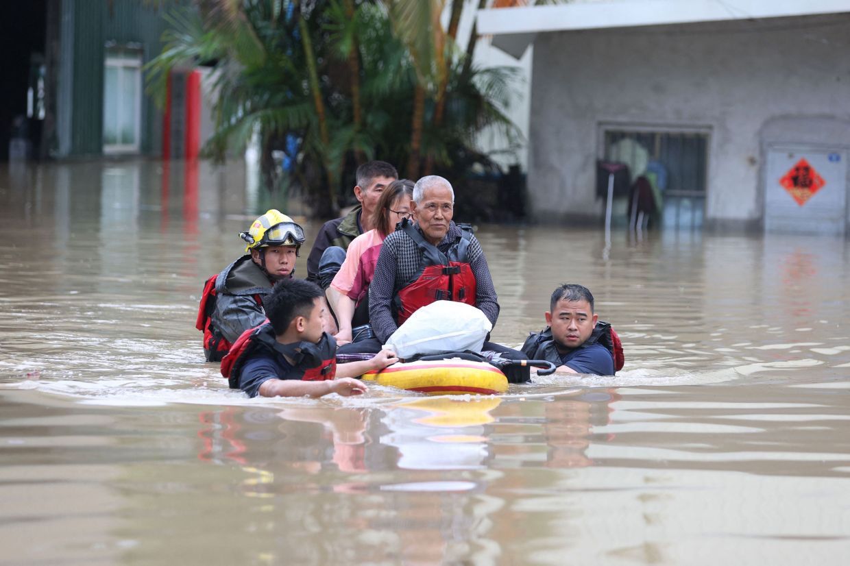Further extreme weather predicted across China amid early flood season ...