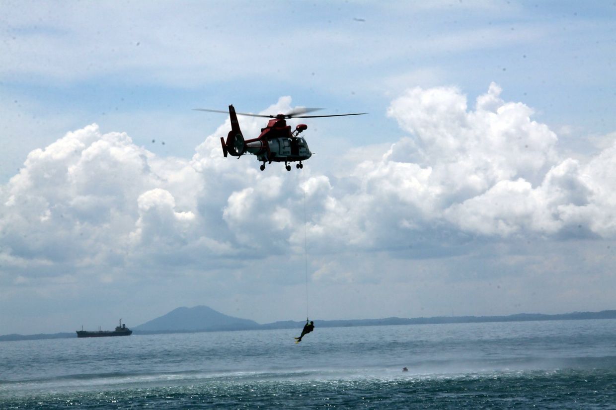 RMAF, CAAM conduct search-and-rescue exercise as part of Lima'23 prep ...