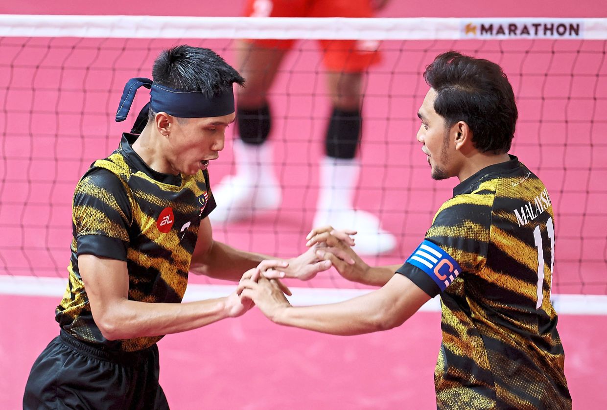 Other Sports: Takraw pair only manage silver for coach | The Star