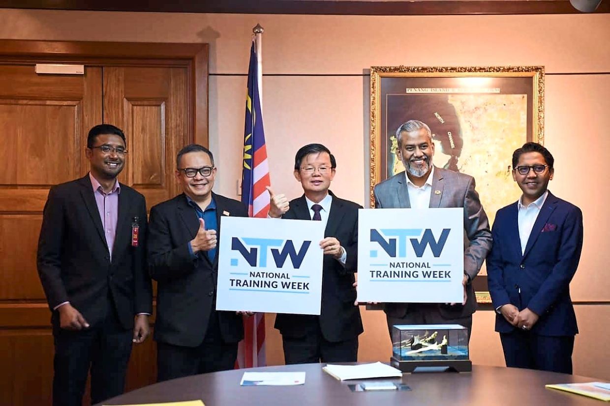 125,000 expected for training week | The Star