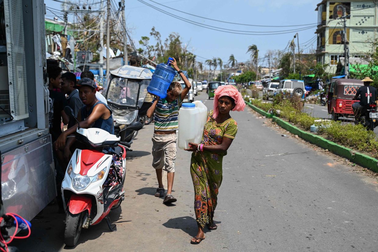Myanmar residents hunt for water as UN asks junta for access | The Star