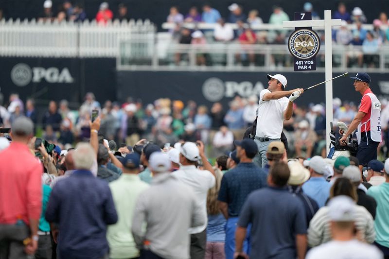 Golf: Golf-Scheffler, Hovland, Conners grab PGA Championship lead | The ...