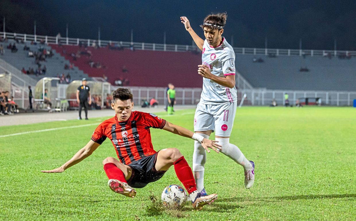 Football: Marauding Rhinos show no mercy in their backyard | The Star