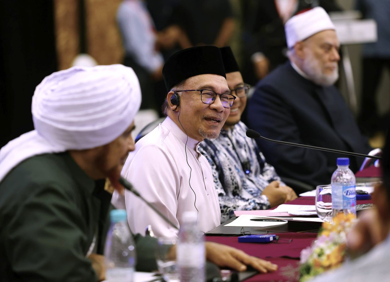 Anwar calls on ulama to be bold in rebuking govt for the good of nation ...