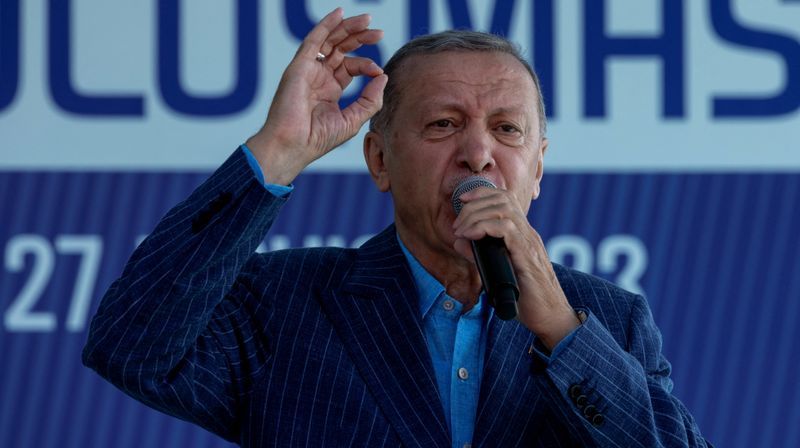 Turkey's Erdogan urges voters to turn out, rival sees 'last exit' | The ...