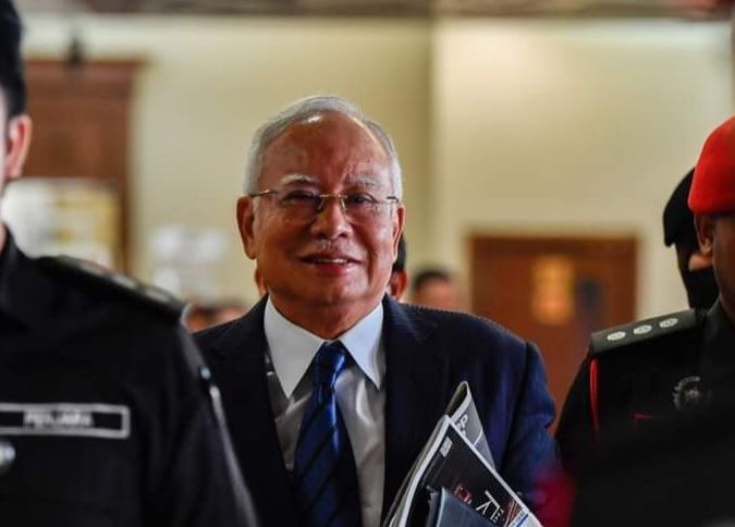 Najib seeking early date for SRC money laundering trial | The Star