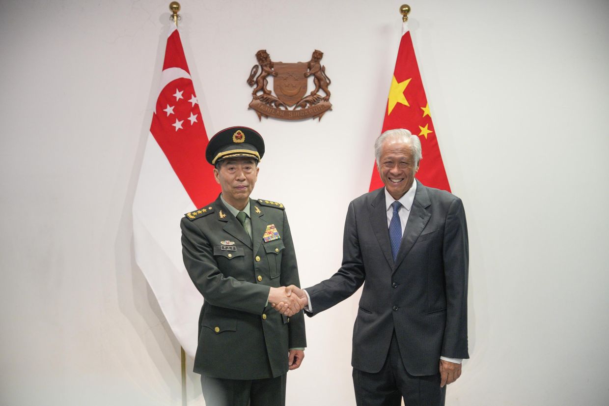 China and key US partner Singapore agree to top-level defense hotline ...
