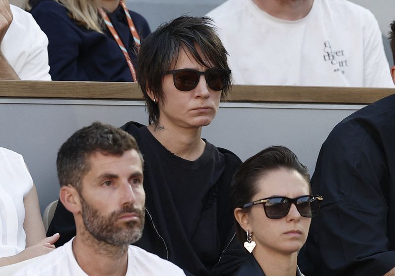 Tennis: Tennis-Popular singer Zemfira spotted in Russian player's box ...