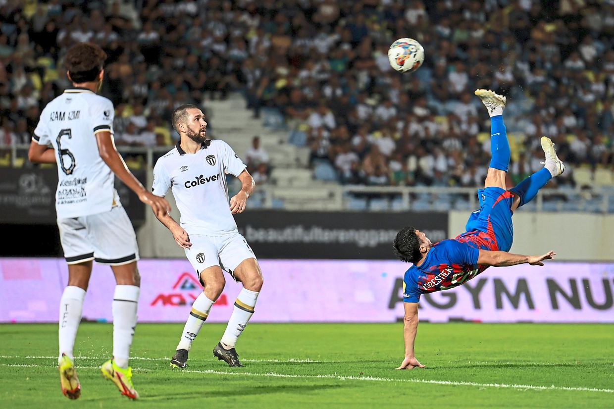 Football: Fandi stumped as Elephants run amok in final 10 minutes | The ...