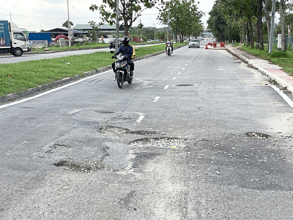 ‘Sinking road needs permanent solution’ | The Star