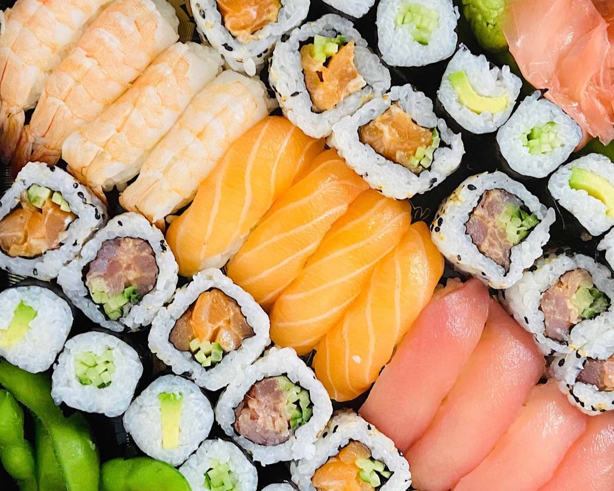 ‘Blind boxes’ of discounted unsold food becoming popular in China | The ...