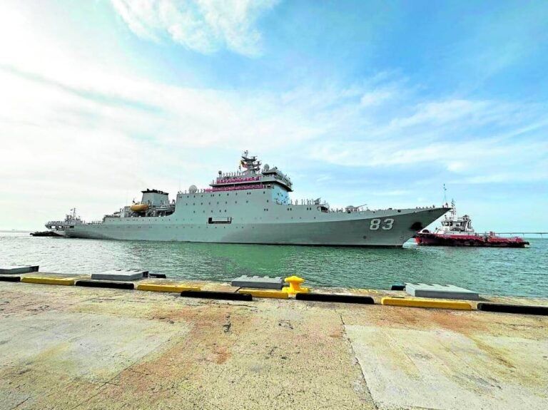 China navy training ship visits the Philippines | The Star