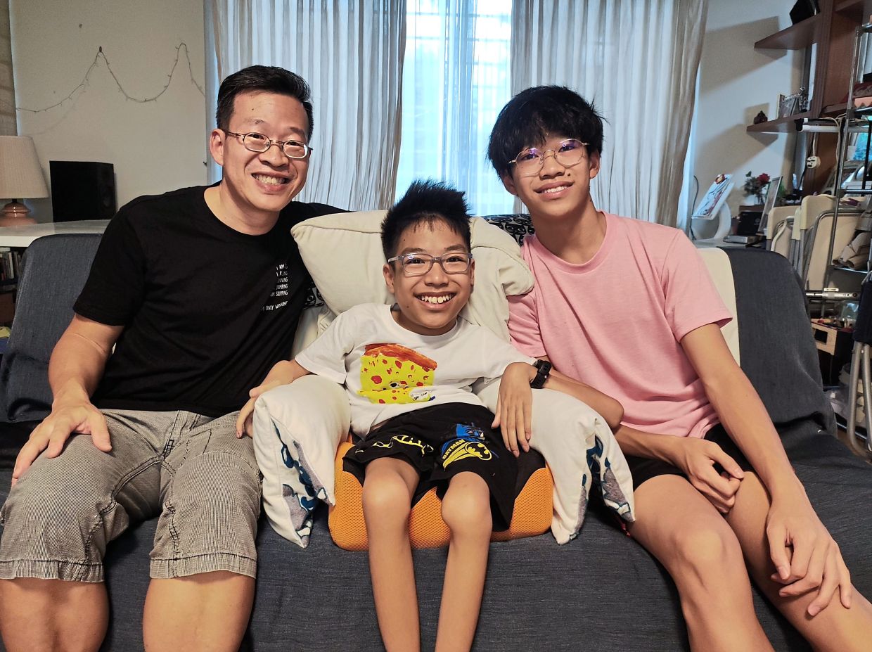 Father shares wisdom learnt from teenage son with spinal muscular ...