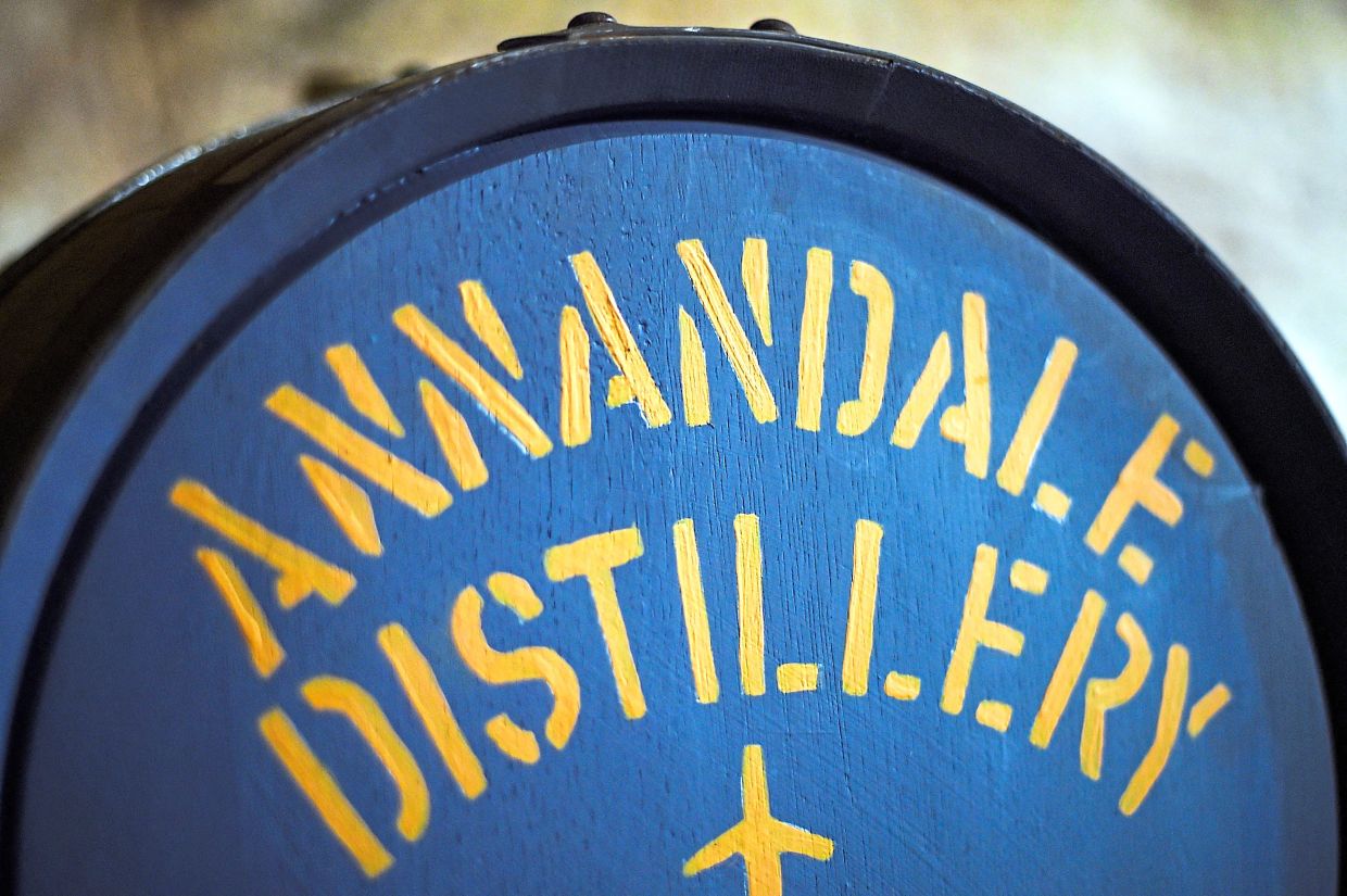 Lifting the spirits of inflation-hit investors | The Star