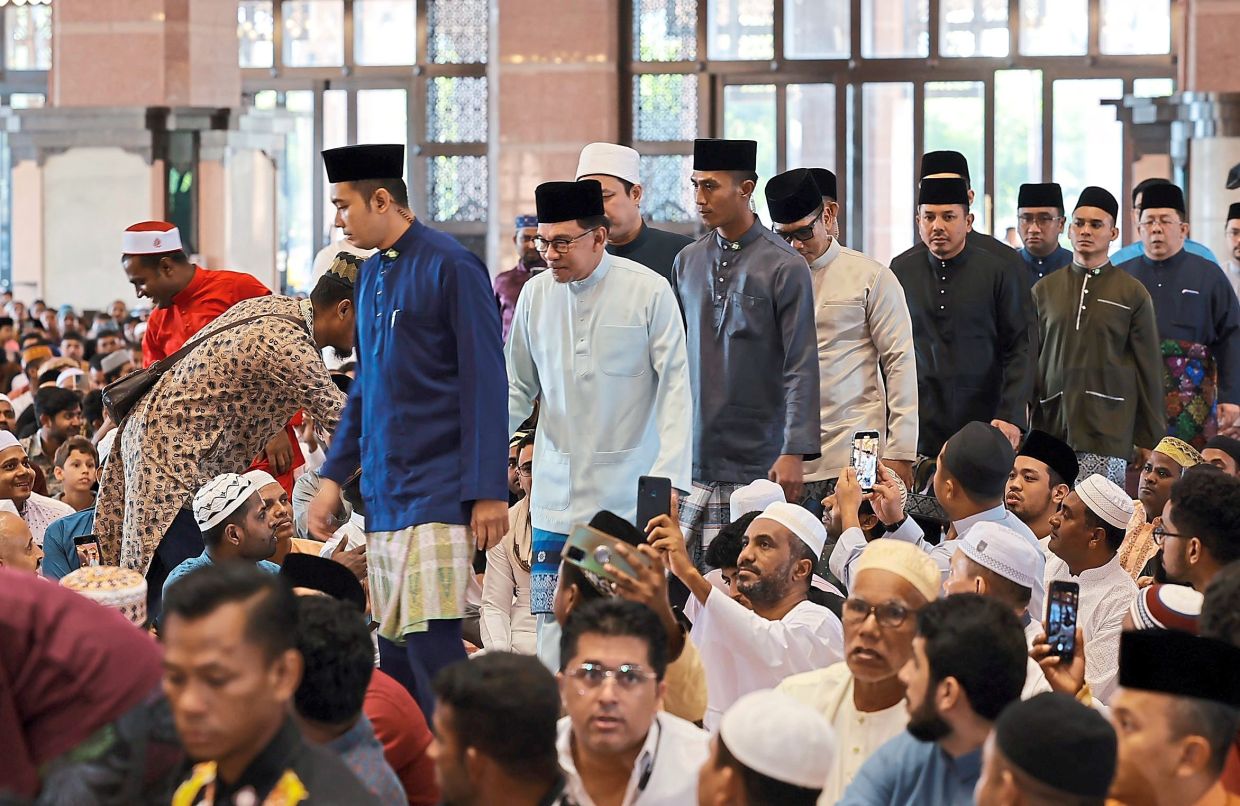 A time of prayer, unity and sacrifice | The Star