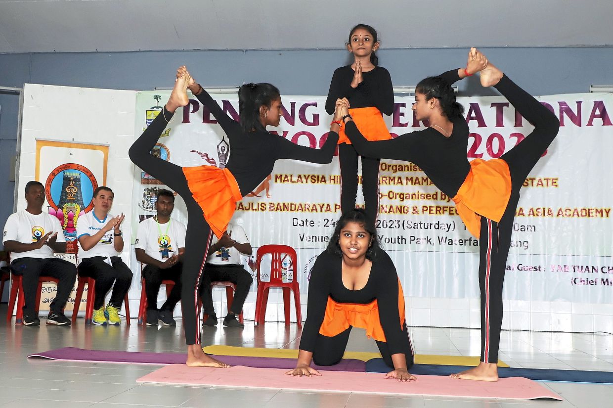Mass yoga session bringing positive vibes | The Star