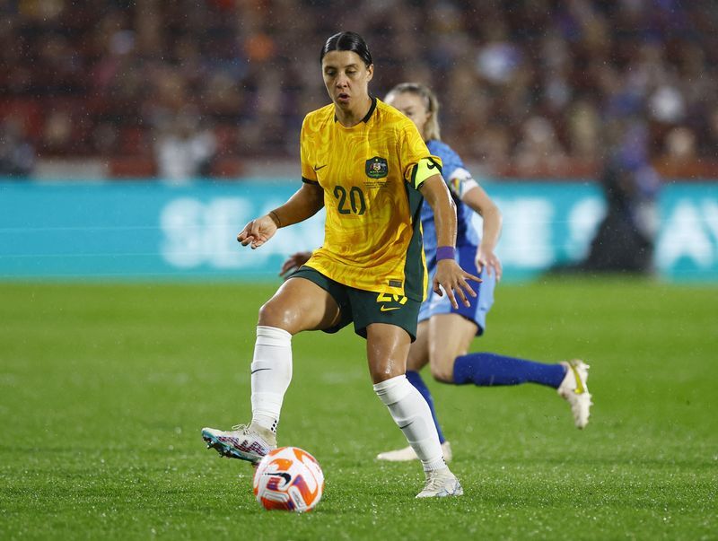 Football: Soccer-Kerr won't risk Australia's World Cup campaign by ...
