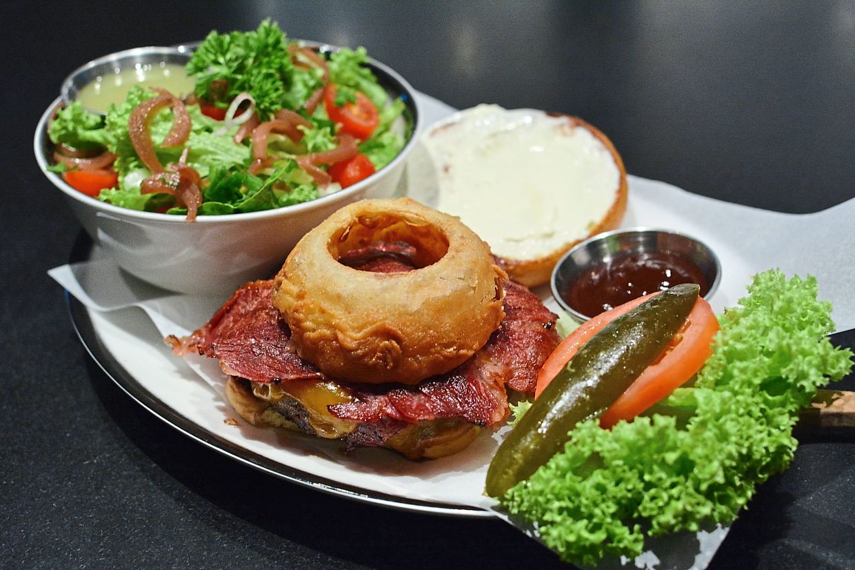 Legendary burgers and over-the-top milkshakes | The Star