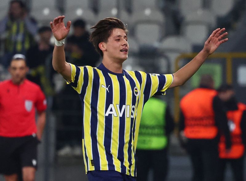 Football: Soccer-Real Madrid sign Turkey's 18-year old midfielder Arda ...