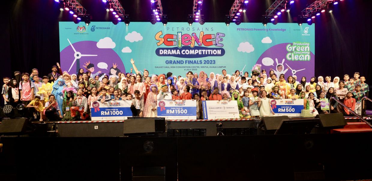 Inspiring young minds: Petrosains Science Drama Competition sparks ...