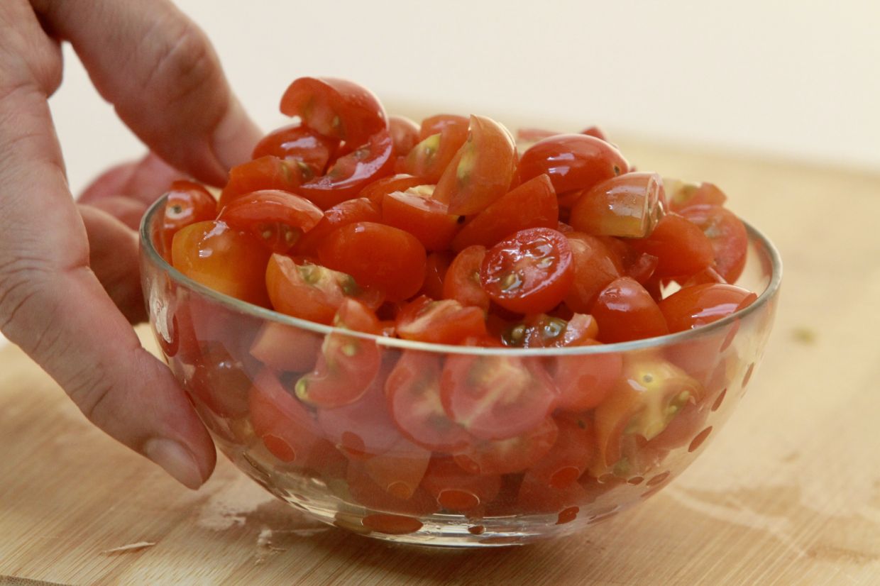 Tomatoes more pricey than petrol in India | The Star