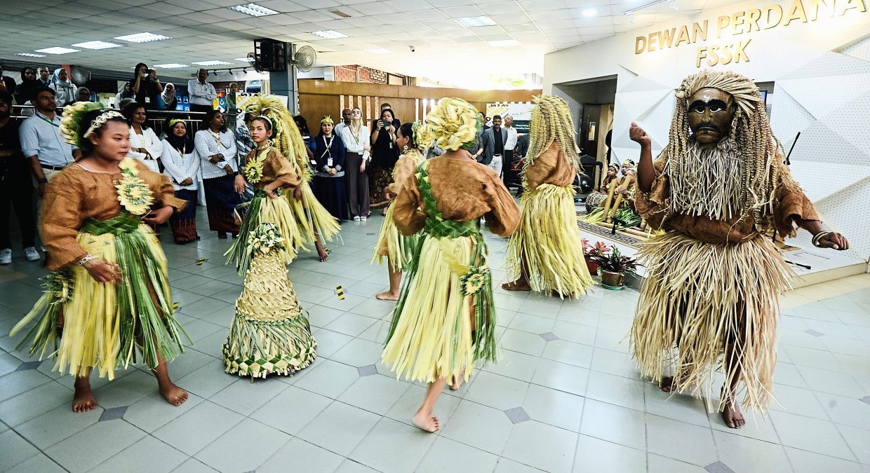 Focusing on plight of indigenous folk | The Star