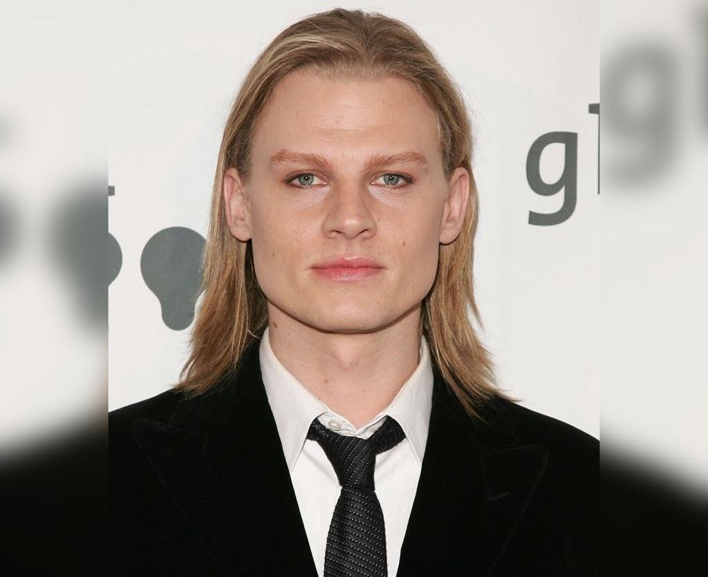 Actor Jeffrey Carlson, known for groundbreaking 'All My Children' role ...