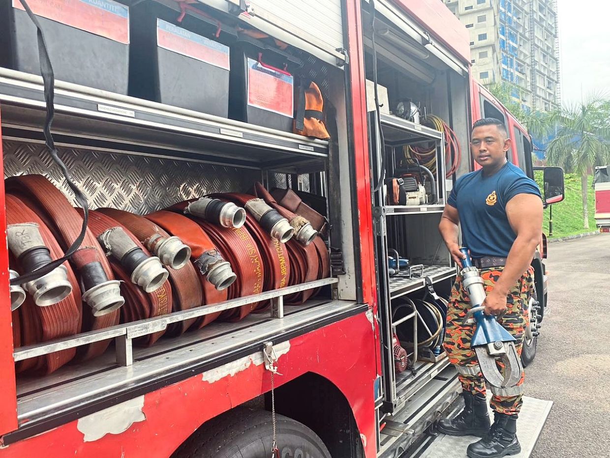 Abang Bomba ready to flex his muscles at world games | The Star