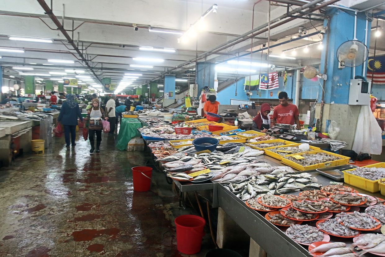 ‘Clean up markets, first’ – Muda Wangsa Maju