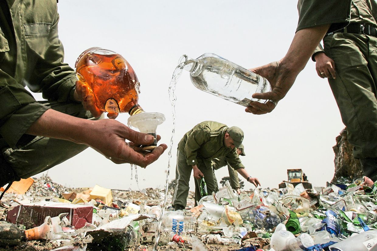 A deadly alcohol crisis in Iran | The Star