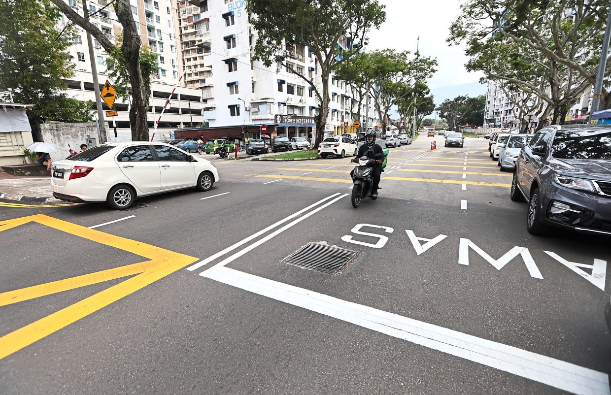 Road resurfacing not linked to state polls, says mayor | The Star