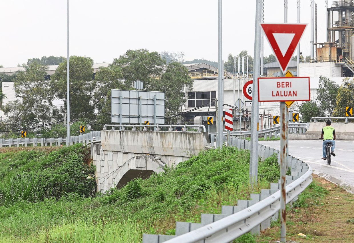 Authorities taking over 4km road in Kuang for better upkeep | The Star