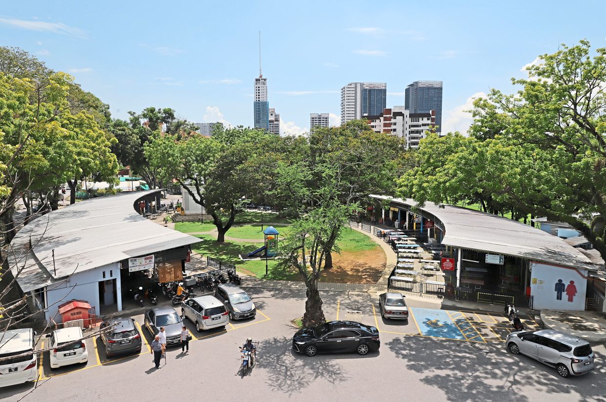 Roof extension for food complex | The Star