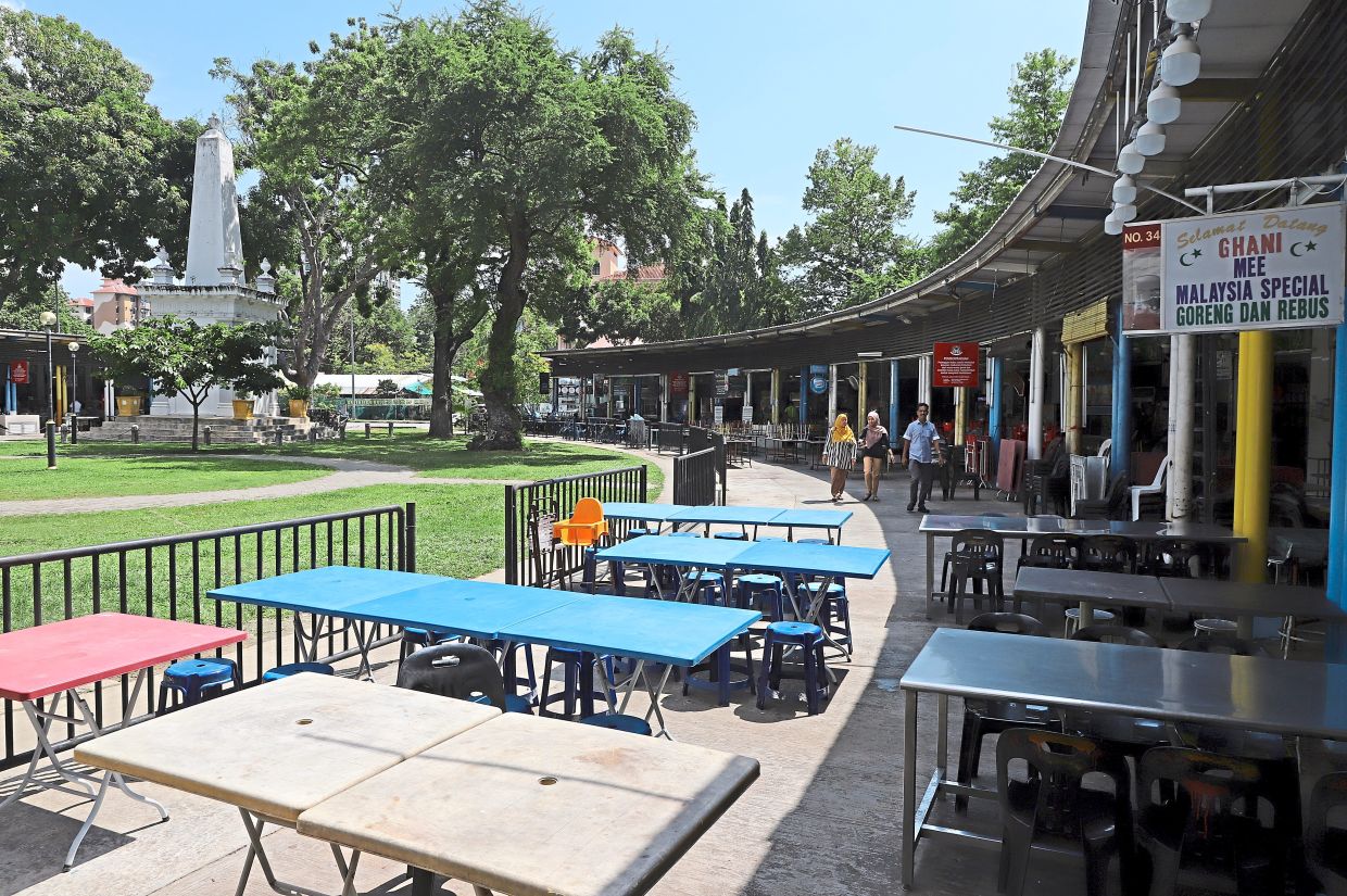 Roof extension for food complex | The Star